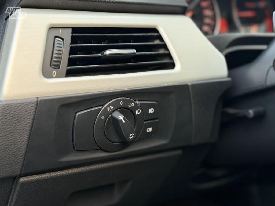 Melns BMW 320 2007 Viļņa, ar dzinēja tilpumu 2.00 L un nobraukumu 252 tūkst. km par 4899 €, foto 27 vietnē AUTOMOTO.COM.LV