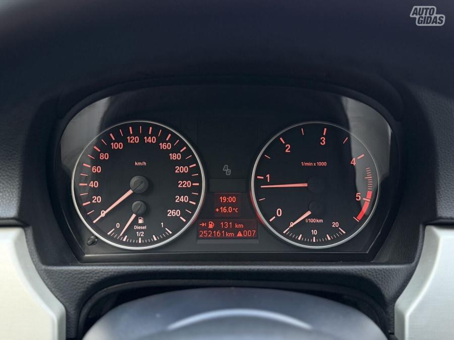 Melns BMW 320 2007 Viļņa, ar dzinēja tilpumu 2.00 L un nobraukumu 252 tūkst. km par 4899 €, foto 29 vietnē AUTOMOTO.COM.LV