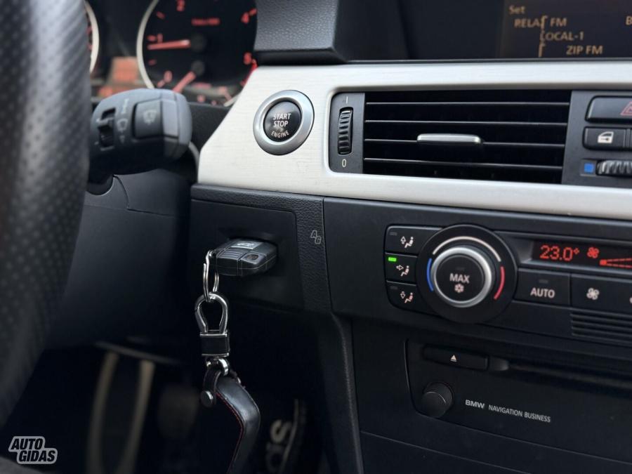 Melns BMW 320 2007 Viļņa, ar dzinēja tilpumu 2.00 L un nobraukumu 252 tūkst. km par 4899 €, foto 30 vietnē AUTOMOTO.COM.LV