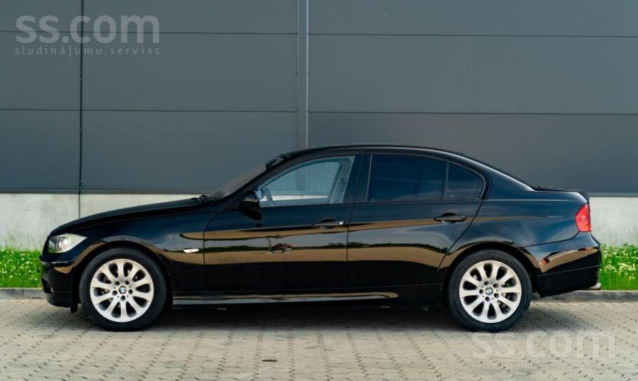 Melns BMW 320 2008 Rīga, ar dzinēja tilpumu 2.00 L un nobraukumu 303 tūkst. km par 3350 €, foto 10 vietnē AUTOMOTO.COM.LV