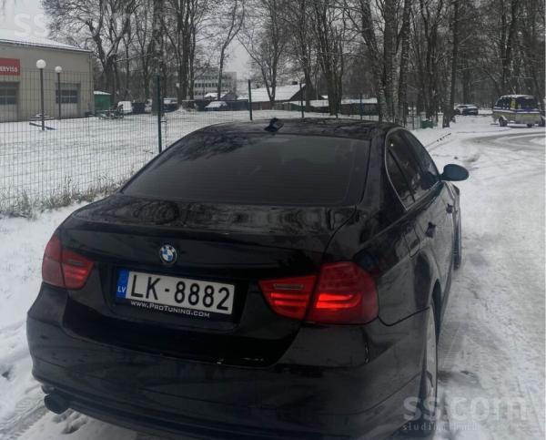 Melns BMW 320 2008 Rīga, ar dzinēja tilpumu 2.00 L un nobraukumu 382 tūkst. km par 3000 €, foto 2 vietnē AUTOMOTO.COM.LV