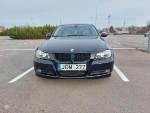 Black BMW 320 2008 in Siauliai, with an engine capacity of 2.00 L and mileage of 254 thousand km for 4200 €, photo  on AUTOMOTO.COM.LV