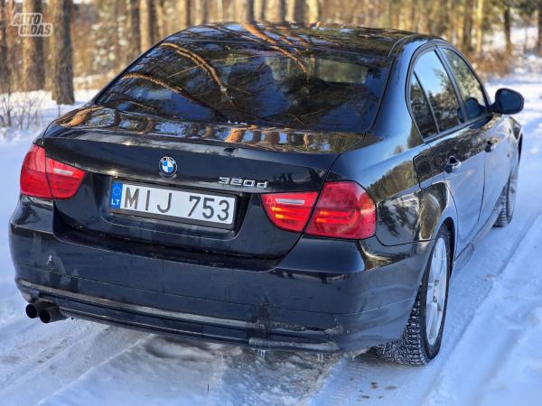 Black BMW 320 2008 in Radviliskis, with an engine capacity of 2.00 L and mileage of 371 thousand km for 2550 €, photo 4 on AUTOMOTO.COM.LV