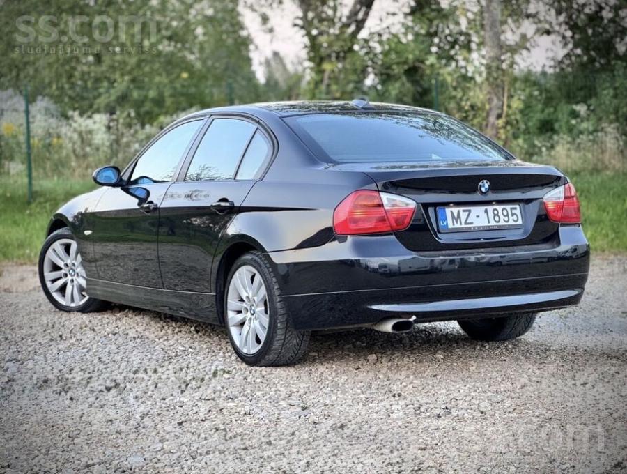 Black BMW 320 2008 in Riga, with an engine capacity of 2.00 L and mileage of 419 thousand km for 4200 €, photo 3 on AUTOMOTO.COM.LV