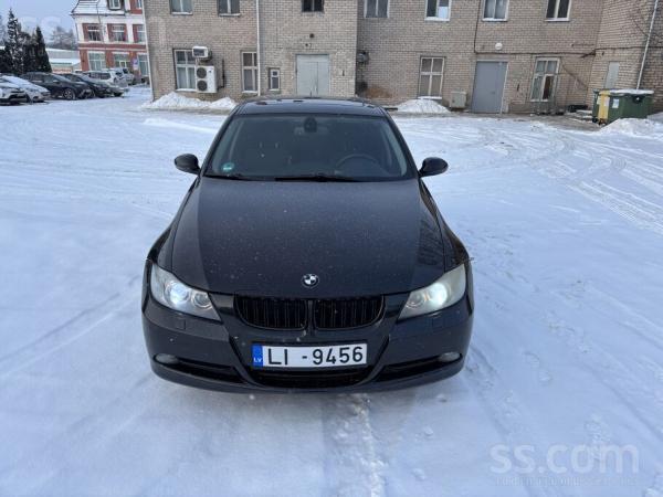 Melns BMW 320 2008 Gulbene, ar dzinēja tilpumu 2.00 L un nobraukumu 291 tūkst. km par 4800 €, foto 1 vietnē AUTOMOTO.COM.LV