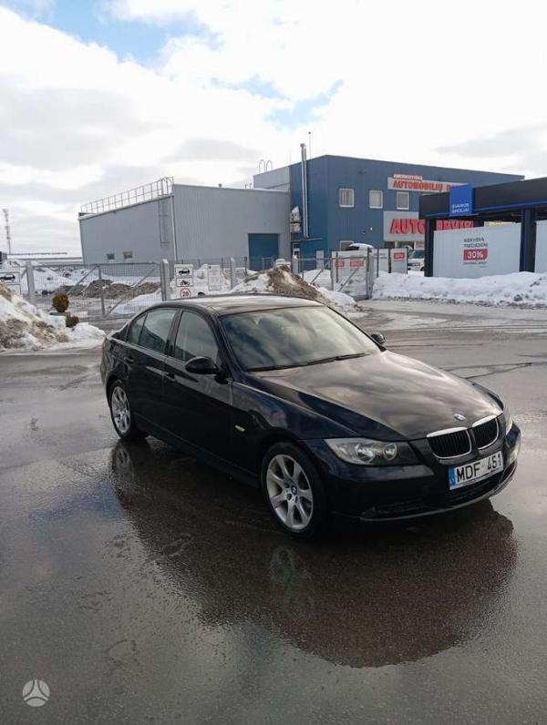 Black BMW 320 2008 in Klaipeda, with an engine capacity of 2.00 L and mileage of 230 thousand km for 2500 €, photo 1 on AUTOMOTO.COM.LV
