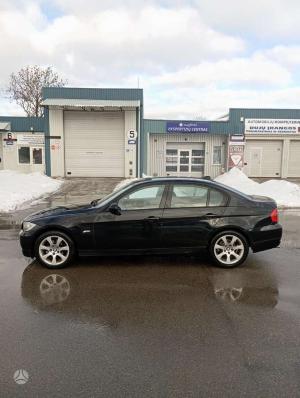 Melns BMW 320 2008 Klaipėda, ar dzinēja tilpumu 2.00 L un nobraukumu 230 tūkst. km par 2500 €, foto 4 vietnē AUTOMOTO.COM.LV