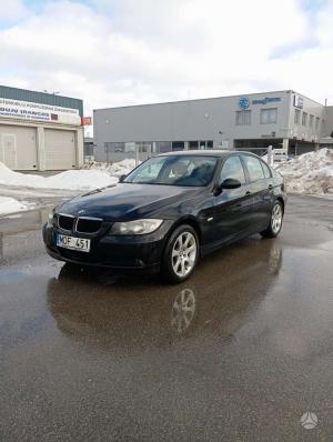 Melns BMW 320 2008 Klaipėda, ar dzinēja tilpumu 2.00 L un nobraukumu 230 tūkst. km par 2500 €, foto 5 vietnē AUTOMOTO.COM.LV
