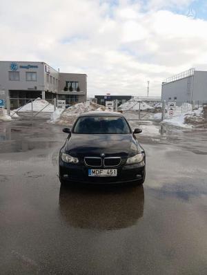 Melns BMW 320 2008 Klaipėda, ar dzinēja tilpumu 2.00 L un nobraukumu 230 tūkst. km par 2500 €, foto 8 vietnē AUTOMOTO.COM.LV