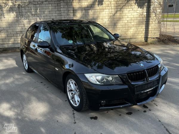 Black BMW 320 2008 in Prienai, with an engine capacity of 2.00 L and mileage of 300 thousand km for 3200 €, photo 2 on AUTOMOTO.COM.LV