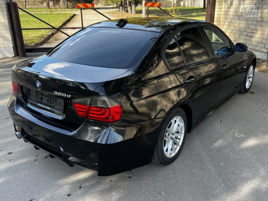 Black BMW 320 2008 in Prienai, with an engine capacity of 2.00 L and mileage of 300 thousand km for 3200 €, photo 4 on AUTOMOTO.COM.LV