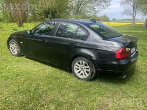 Melns BMW 320 2008 Ogre, ar dzinēja tilpumu 2.00 L un nobraukumu 312 tūkst. km par 3550 €, foto 10 vietnē AUTOMOTO.COM.LV