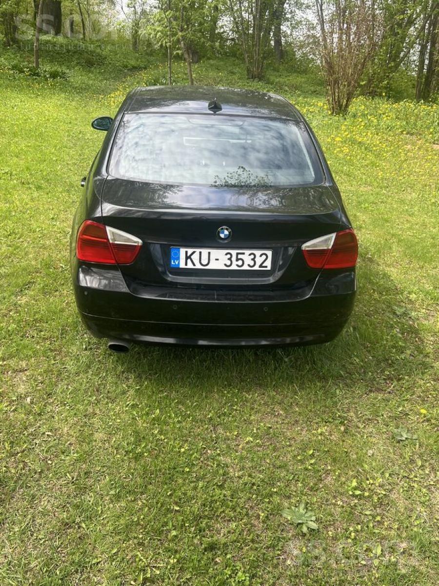 Melns BMW 320 2008 Ogre, ar dzinēja tilpumu 2.00 L un nobraukumu 312 tūkst. km par 3550 €, foto 12 vietnē AUTOMOTO.COM.LV