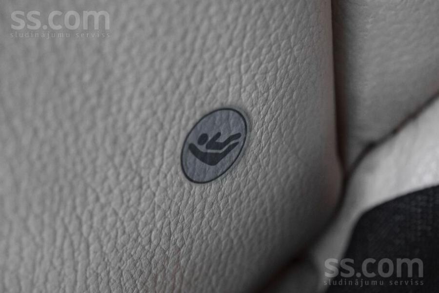 Melns BMW 320 2008 Rīga, ar dzinēja tilpumu 2.00 L un nobraukumu 159 tūkst. km par 4490 €, foto 13 vietnē AUTOMOTO.COM.LV