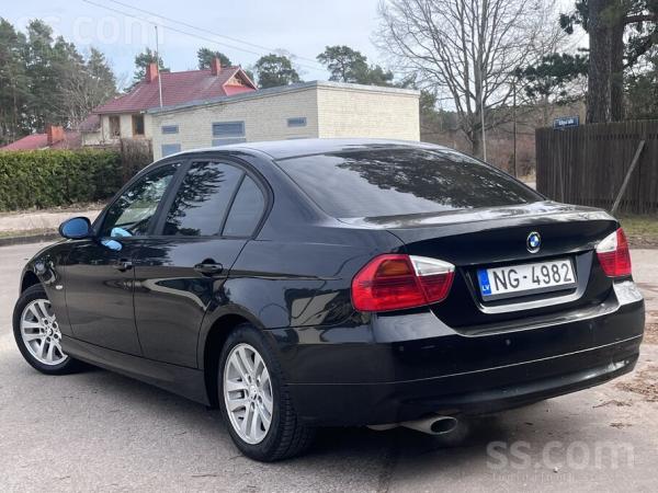 Melns BMW 320 2008 Jūrmala, ar dzinēja tilpumu 2.00 L un nobraukumu 0 tūkst. km par 3500 €, foto 4 vietnē AUTOMOTO.COM.LV