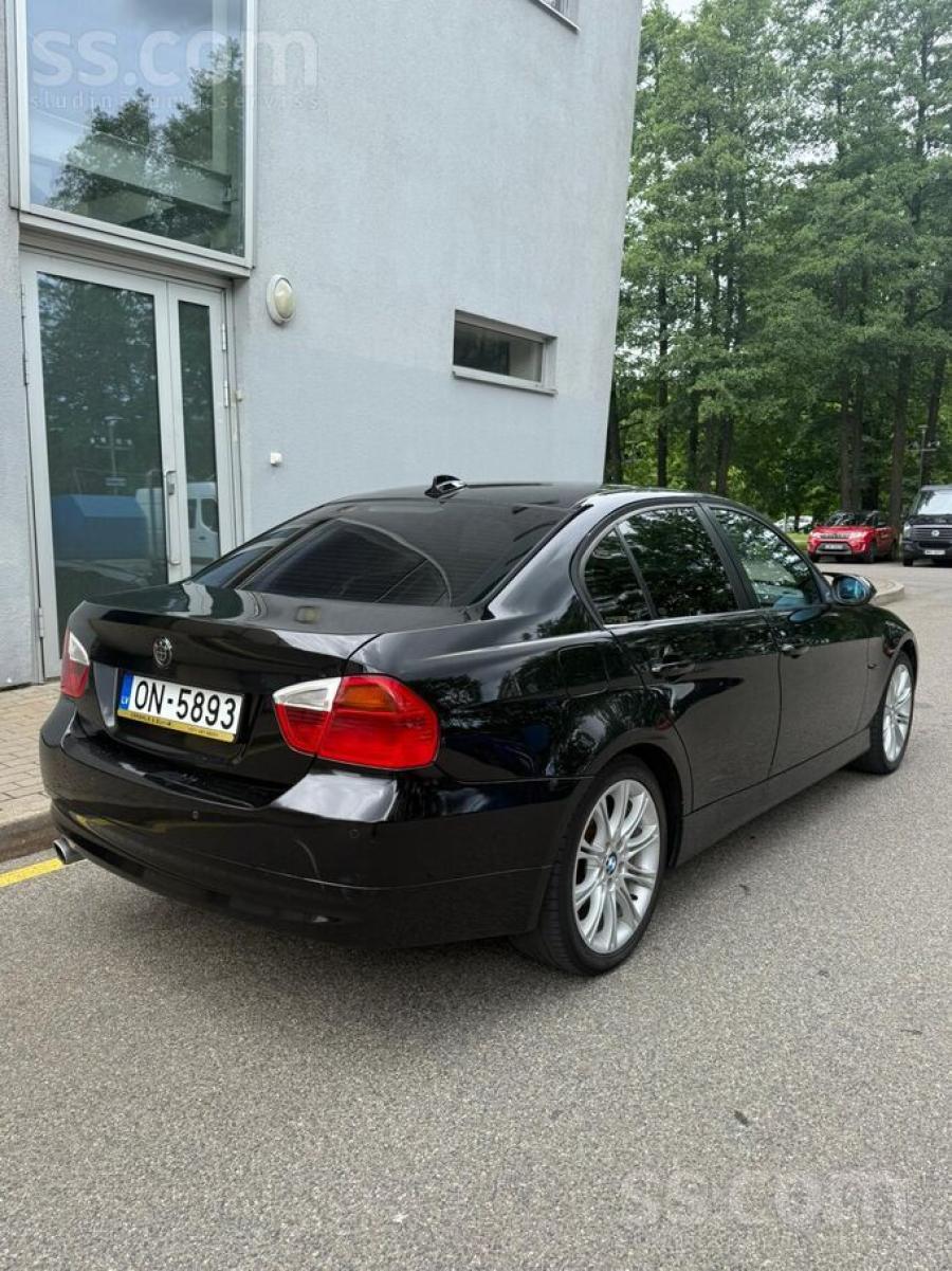 Melns BMW 320 2008 Rīga, ar dzinēja tilpumu 2.00 L un nobraukumu 0 tūkst. km par 4200 €, foto 5 vietnē AUTOMOTO.COM.LV