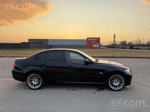 Black BMW 320 2008 in Ogre, with an engine capacity of 2.00 L and mileage of 0 thousand km for 4800 €, photo 3 on AUTOMOTO.COM.LV