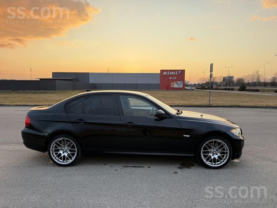 Black BMW 320 2008 in Ogre, with an engine capacity of 2.00 L and mileage of 0 thousand km for 4800 €, photo 3 on AUTOMOTO.COM.LV