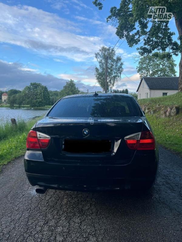 Black BMW 320 2008 in Siauliai, with an engine capacity of 2.00 L and mileage of 386 thousand km for 3100 €, photo 8 on AUTOMOTO.COM.LV