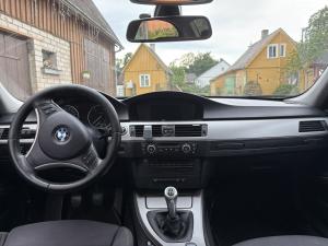 Black BMW 320 2008 in Siauliai, with an engine capacity of 2.00 L and mileage of 386 thousand km for 3100 €, photo 10 on AUTOMOTO.COM.LV