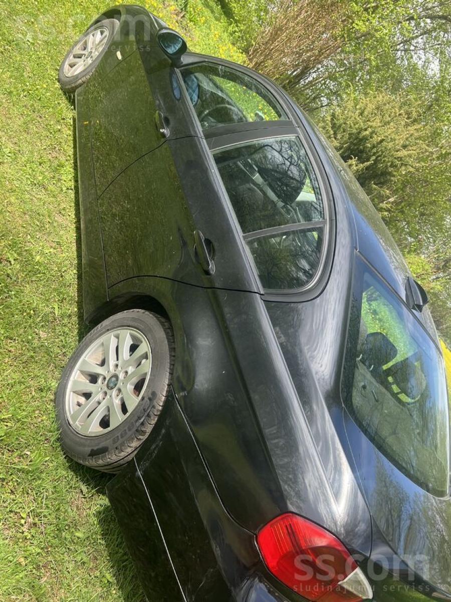 Melns BMW 320 2008 Ogre, ar dzinēja tilpumu 2.00 L un nobraukumu 314 tūkst. km par 3300 €, foto 5 vietnē AUTOMOTO.COM.LV
