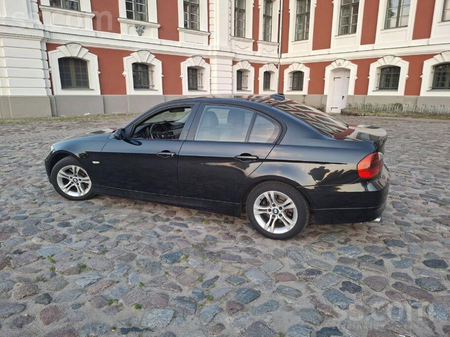 Melns BMW 320 2008 Jelgava, ar dzinēja tilpumu 2.00 L un nobraukumu 261 tūkst. km par 4800 €, foto 5 vietnē AUTOMOTO.COM.LV