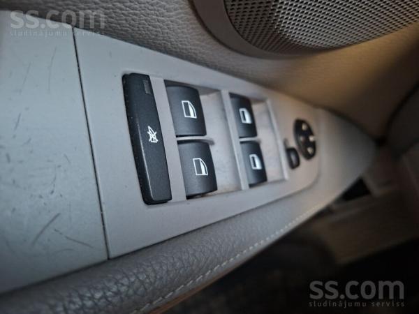 Melns BMW 320 2008 Jelgava, ar dzinēja tilpumu 2.00 L un nobraukumu 261 tūkst. km par 4800 €, foto 10 vietnē AUTOMOTO.COM.LV