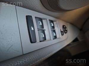 Melns BMW 320 2008 Jelgava, ar dzinēja tilpumu 2.00 L un nobraukumu 261 tūkst. km par 4800 €, foto 11 vietnē AUTOMOTO.COM.LV