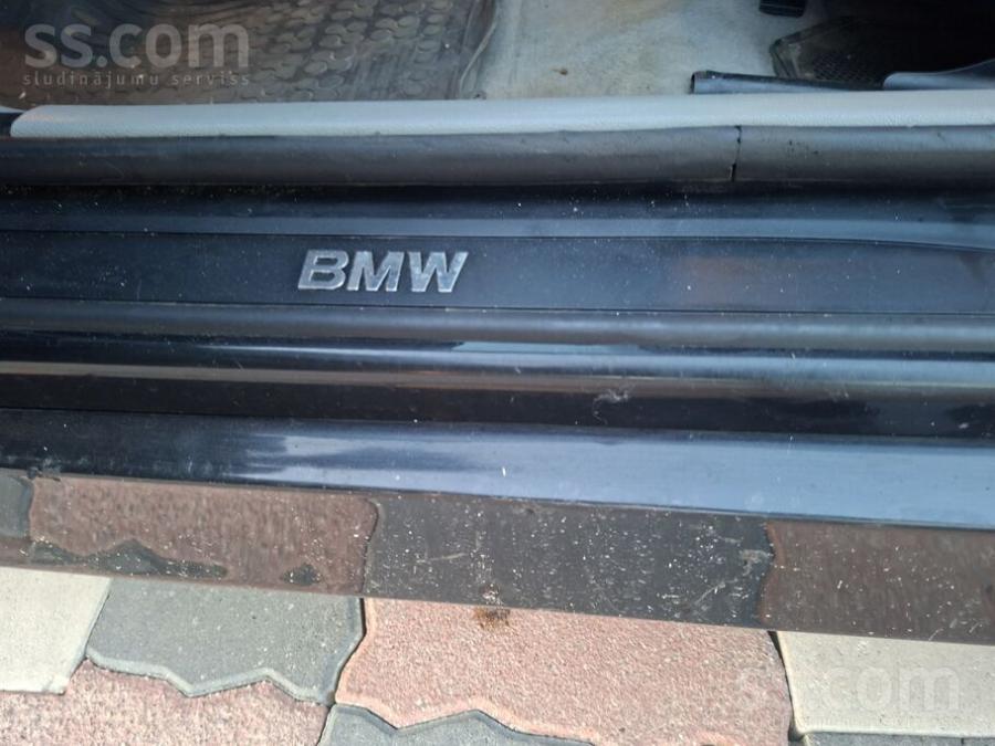Melns BMW 320 2008 Jelgava, ar dzinēja tilpumu 2.00 L un nobraukumu 261 tūkst. km par 4800 €, foto 14 vietnē AUTOMOTO.COM.LV