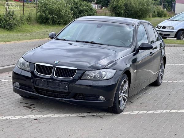 Black BMW 320 2008 in Kretinga, with an engine capacity of 2.00 L and mileage of 273 thousand km for 4000 €, photo 1 on AUTOMOTO.COM.LV
