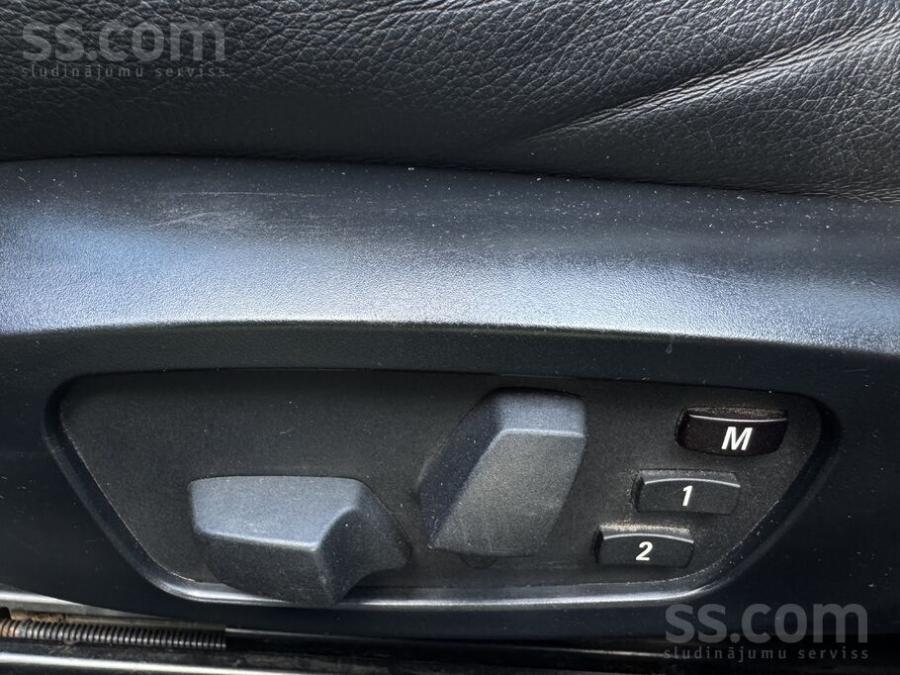 Black BMW 320 2008 in Riga, with an engine capacity of 2.00 L and mileage of 390 thousand km for 5390 €, photo 20 on AUTOMOTO.COM.LV