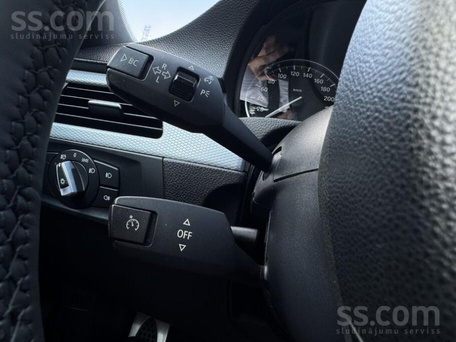 Black BMW 320 2008 in Riga, with an engine capacity of 2.00 L and mileage of 390 thousand km for 5390 €, photo 24 on AUTOMOTO.COM.LV