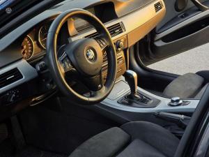 Melns BMW 320 2008 Radviliškis, ar dzinēja tilpumu 2.00 L un nobraukumu 285 tūkst. km par 5300 €, foto 20 vietnē AUTOMOTO.COM.LV
