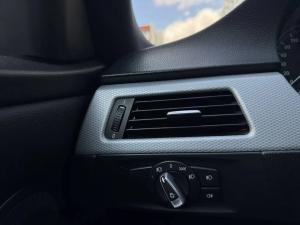 Melns BMW 320 2008 Rīga, ar dzinēja tilpumu 2.00 L un nobraukumu 390 tūkst. km par 5390 €, foto 26 vietnē AUTOMOTO.COM.LV