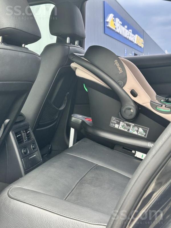 Melns BMW 320 2008 Rīga, ar dzinēja tilpumu 2.00 L un nobraukumu 302 tūkst. km par 5800 €, foto 10 vietnē AUTOMOTO.COM.LV