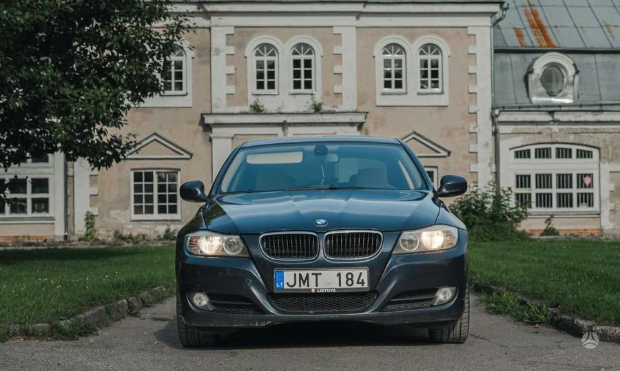 Черный БМВ 320 2008 в Вильнюс, объемом двигателя 2.00 л и пробегом 257 тыс. км за 4000 €, фото 17 на AUTOMOTO.COM.LV
