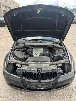 Black BMW 320 2008 in Kaunas, with an engine capacity of 2.00 L and mileage of 296 thousand km for 1550 €, photo 10 on AUTOMOTO.COM.LV