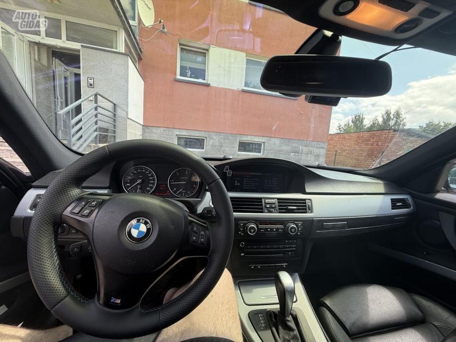 Melns BMW 320 2008 Telšiai, ar dzinēja tilpumu 2.00 L un nobraukumu 295 tūkst. km par 7200 €, foto 7 vietnē AUTOMOTO.COM.LV