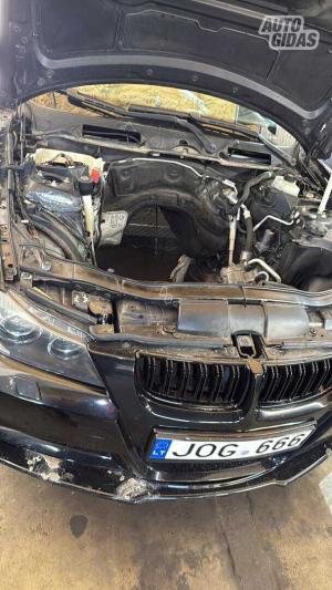 Melns BMW 320 2008 Telšiai, ar dzinēja tilpumu 2.00 L un nobraukumu 295 tūkst. km par 7200 €, foto 11 vietnē AUTOMOTO.COM.LV
