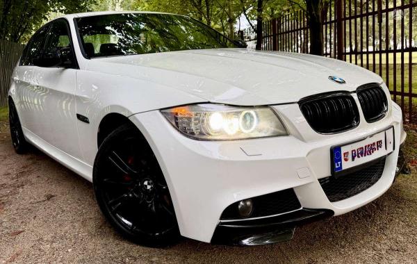Black BMW 320 2008 in Kaunas, with an engine capacity of 0.00 L and mileage of 331 thousand km for 5600 €, photo 1 on AUTOMOTO.COM.LV