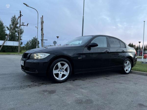 Melns BMW 320 2008 Joniškis, ar dzinēja tilpumu 2.00 L un nobraukumu 278 tūkst. km par 3650 €, foto 3 vietnē AUTOMOTO.COM.LV