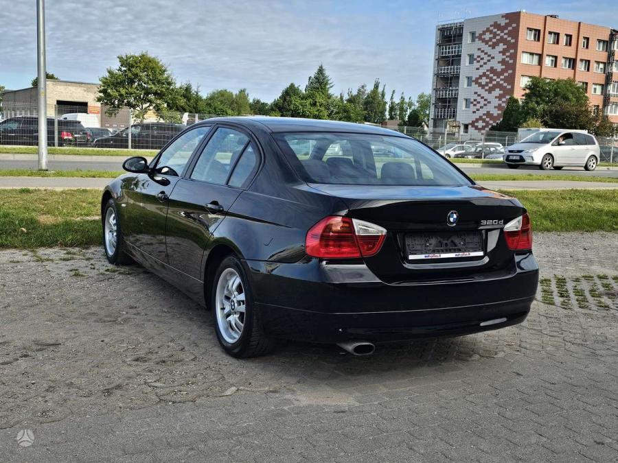 Черный БМВ 320 2008 в Кретинга, объемом двигателя 2.00 л и пробегом 254 тыс. км за 4199 €, фото 10 на AUTOMOTO.COM.LV