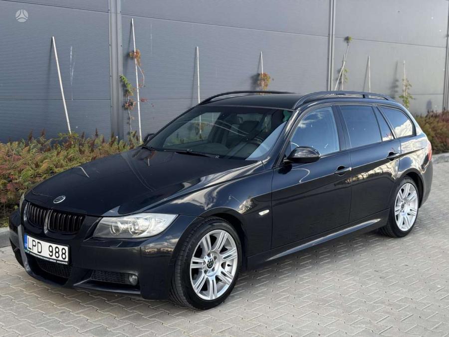 Melns BMW 320 2008 Viļņa, ar dzinēja tilpumu 2.00 L un nobraukumu 279 tūkst. km par 3800 €, foto 3 vietnē AUTOMOTO.COM.LV