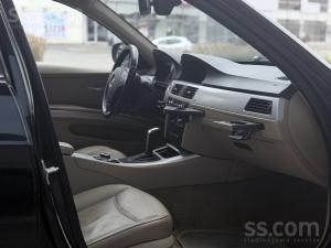 Черный БМВ 320 2008 в Рига, объемом двигателя 2.00 л и пробегом 440 тыс. км за 3750 €, фото 8 на AUTOMOTO.COM.LV