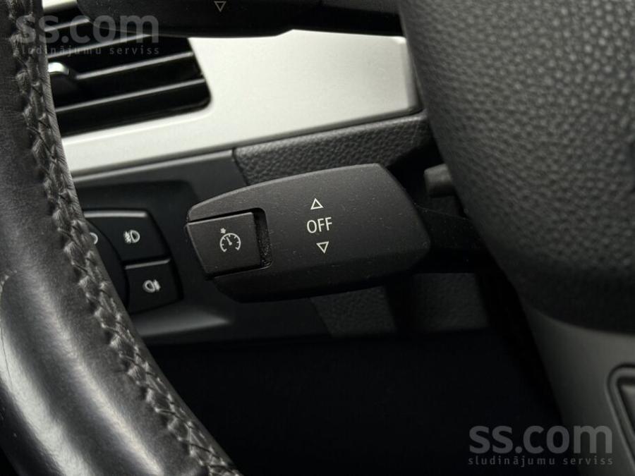 Melns BMW 320 2008 Tukums, ar dzinēja tilpumu 2.00 L un nobraukumu 273 tūkst. km par 5890 €, foto 13 vietnē AUTOMOTO.COM.LV