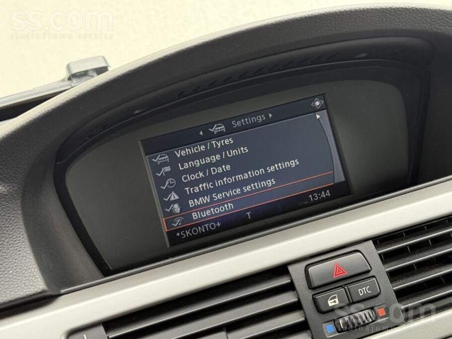 Melns BMW 320 2008 Tukums, ar dzinēja tilpumu 2.00 L un nobraukumu 273 tūkst. km par 5890 €, foto 18 vietnē AUTOMOTO.COM.LV