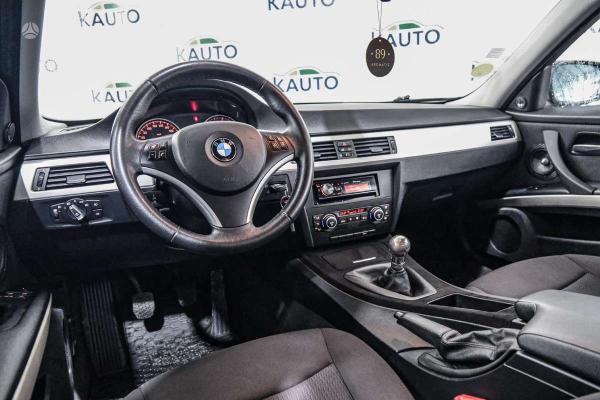 Melns BMW 320 2009 Kauņa, ar dzinēja tilpumu 2.00 L un nobraukumu 292 tūkst. km par 5490 €, foto 7 vietnē AUTOMOTO.COM.LV