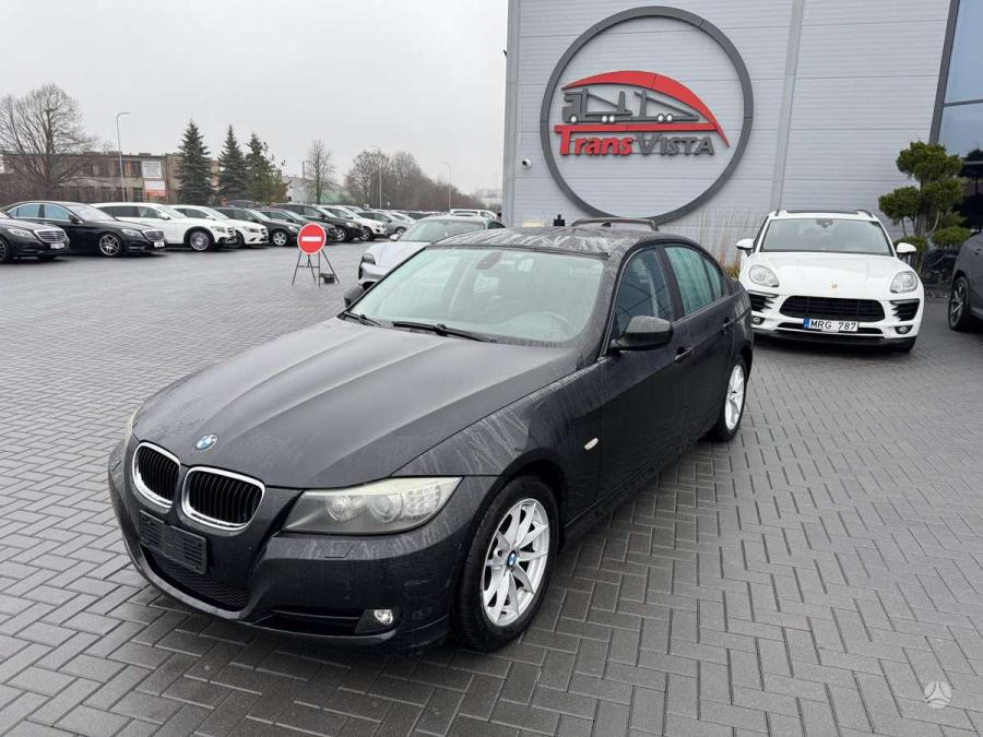 Black BMW 320 2009 in Telschi, with an engine capacity of 2.00 L and mileage of 186 thousand km for 3600 €, photo 2 on AUTOMOTO.COM.LV