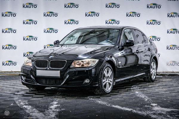 Black BMW 320 2009 in Kaunas, with an engine capacity of 2.00 L and mileage of 270 thousand km for 5990 €, photo 1 on AUTOMOTO.COM.LV