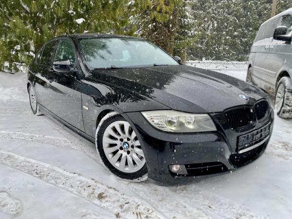 Black BMW 320 2009 in Siauliai, with an engine capacity of 2.00 L and mileage of 290 thousand km for 4350 €, photo 2 on AUTOMOTO.COM.LV